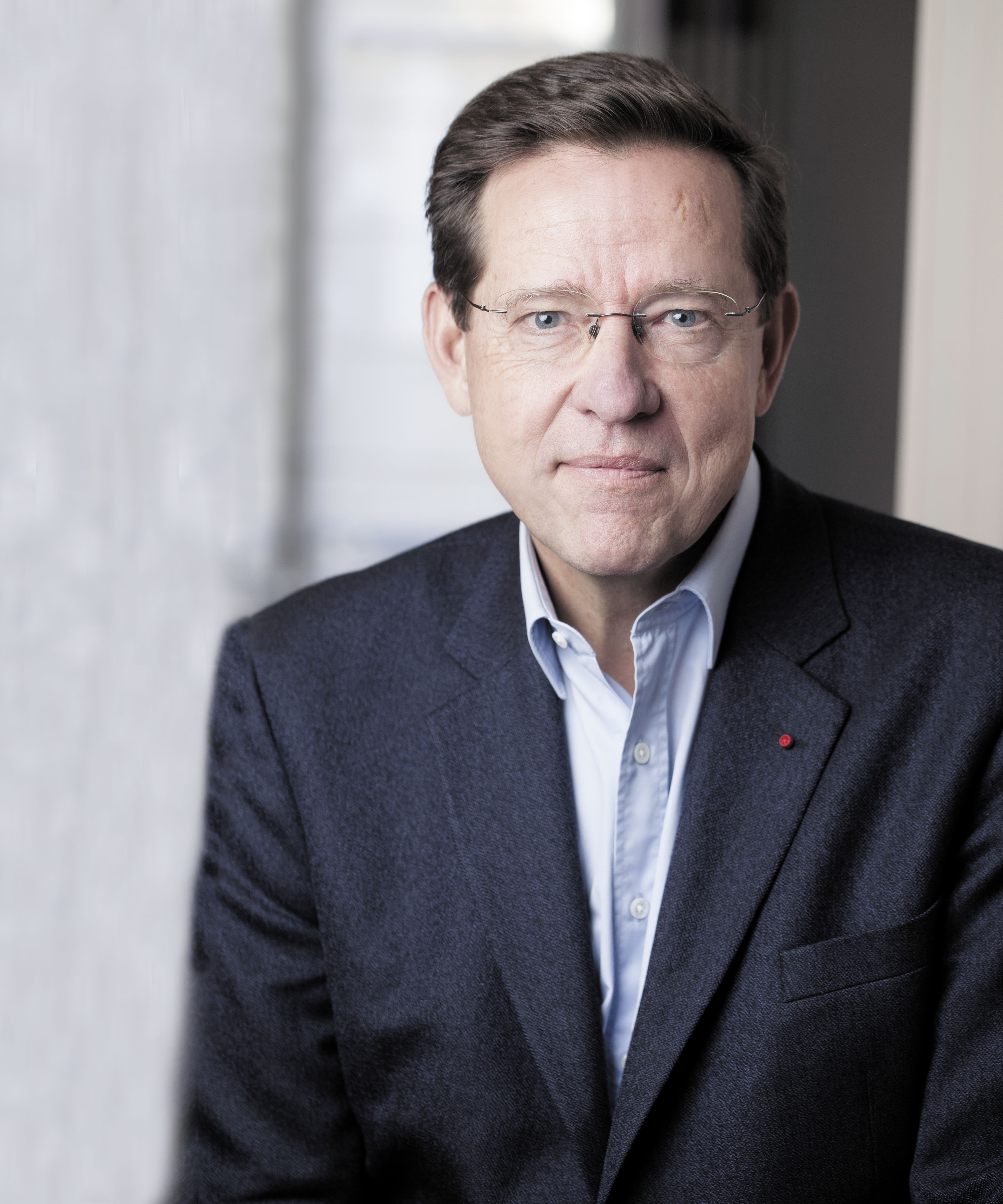 Pierre Servent reçoit le premier prix de l’Association des familles de ...