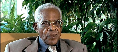 Claude Ribbe rend hommage à Aimé Césaire avec un pamphlet - Livres Hebdo