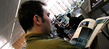 Les Français lisent 21 minutes de moins par semaine - Livres Hebdo