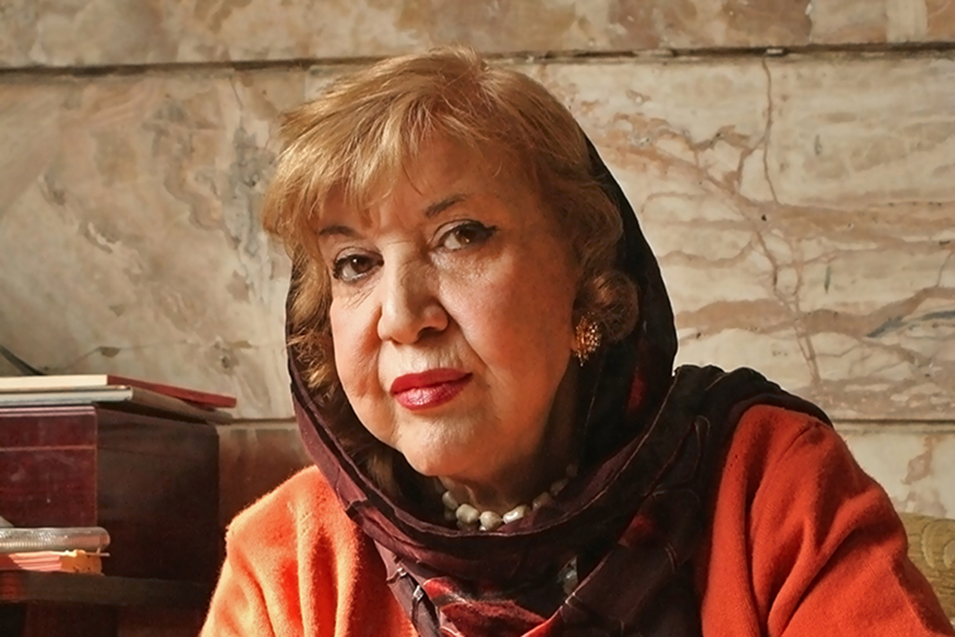 Mort de Simin Behbahani, grande figure de la poésie iranienne - Livres ...