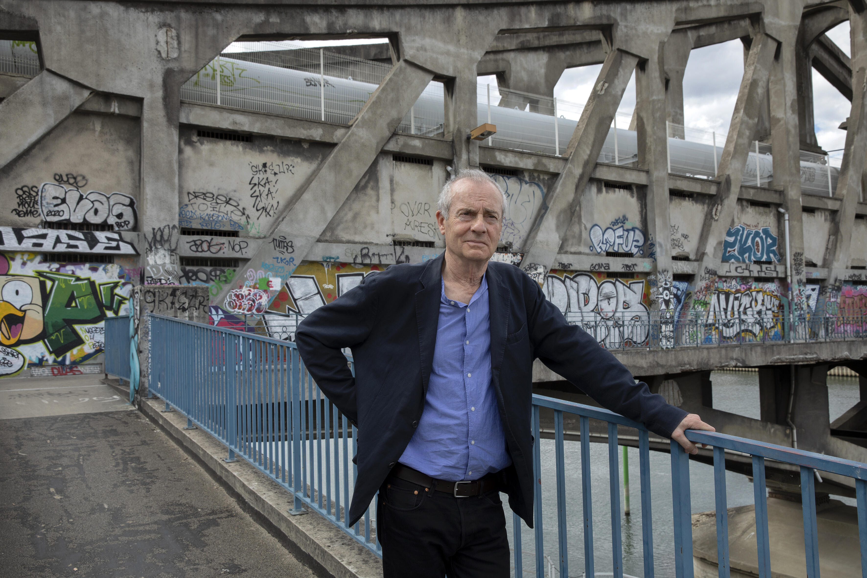 Jean Rolin, "La traversée de Bondoufle" (P.O.L) : Dernières marges ...