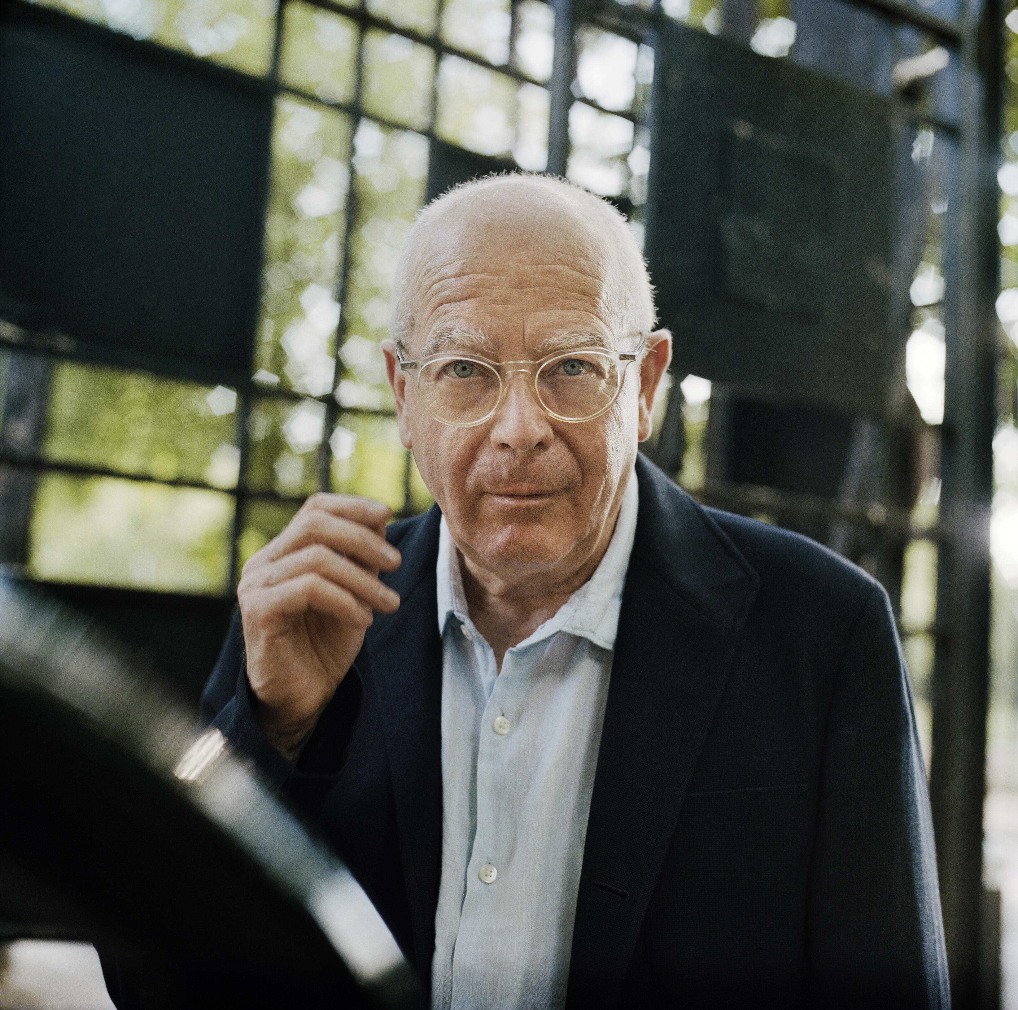 Yves Ravey remporte le prix des libraires de Nancy - Le Point 2022 ...