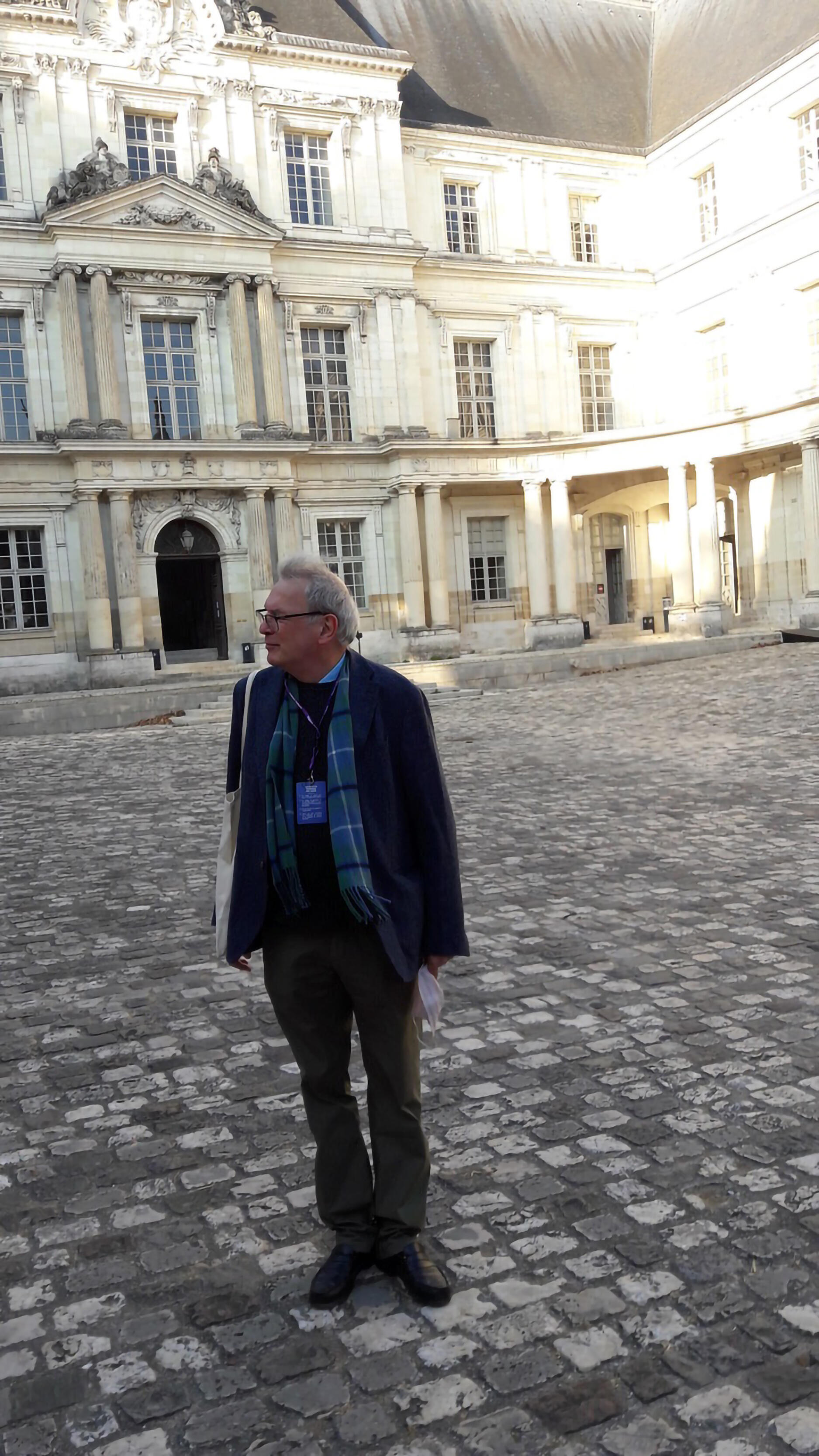 Mathieu Arnoux, "Un monde sans ressources. Besoin et société en Europe ...