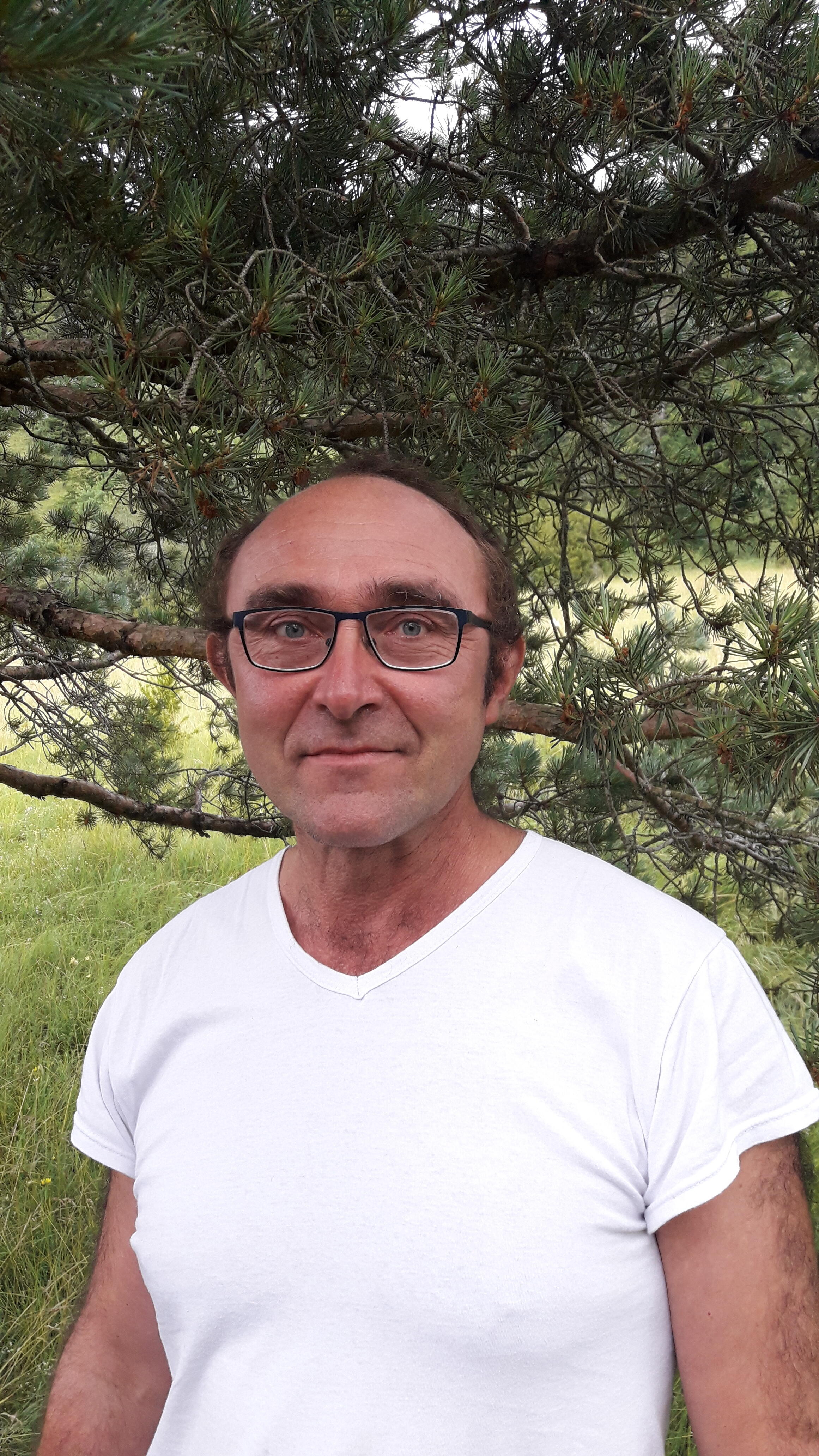 Nicolas Chevassus-au-Louis, "La guerre des bactéries. L'Institut ...