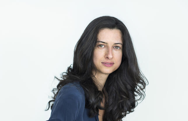 Laura El Makki, "Combien de lunes" (Les Escales) - Livres Hebdo